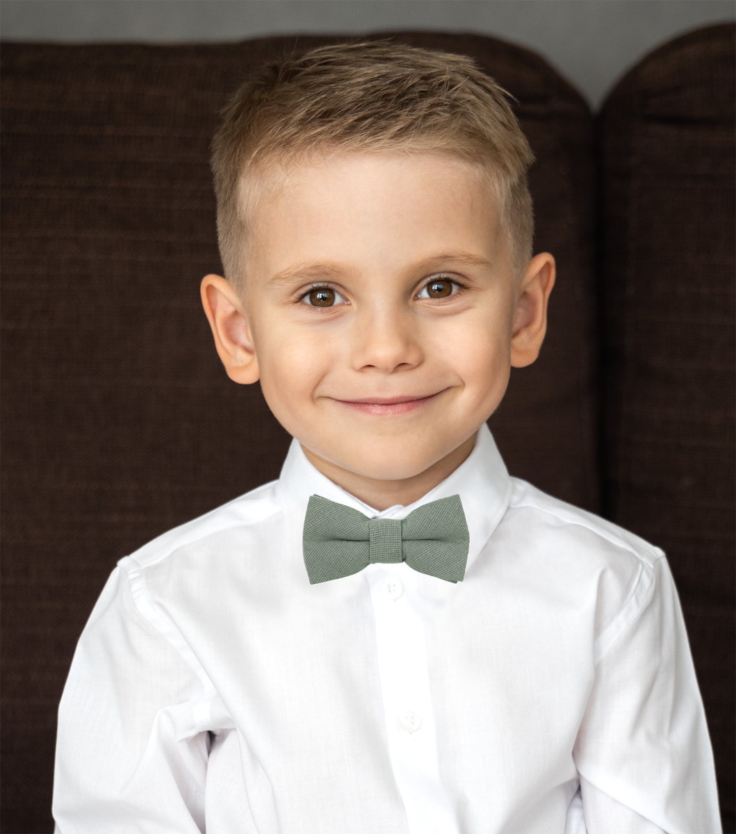 Sage Green kids' bow tie | bubibubi.store