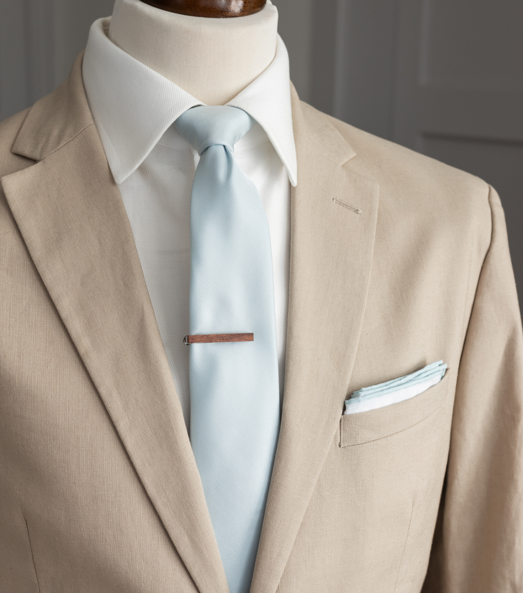 Burgundy wooden tie bar | bubibubi.eu