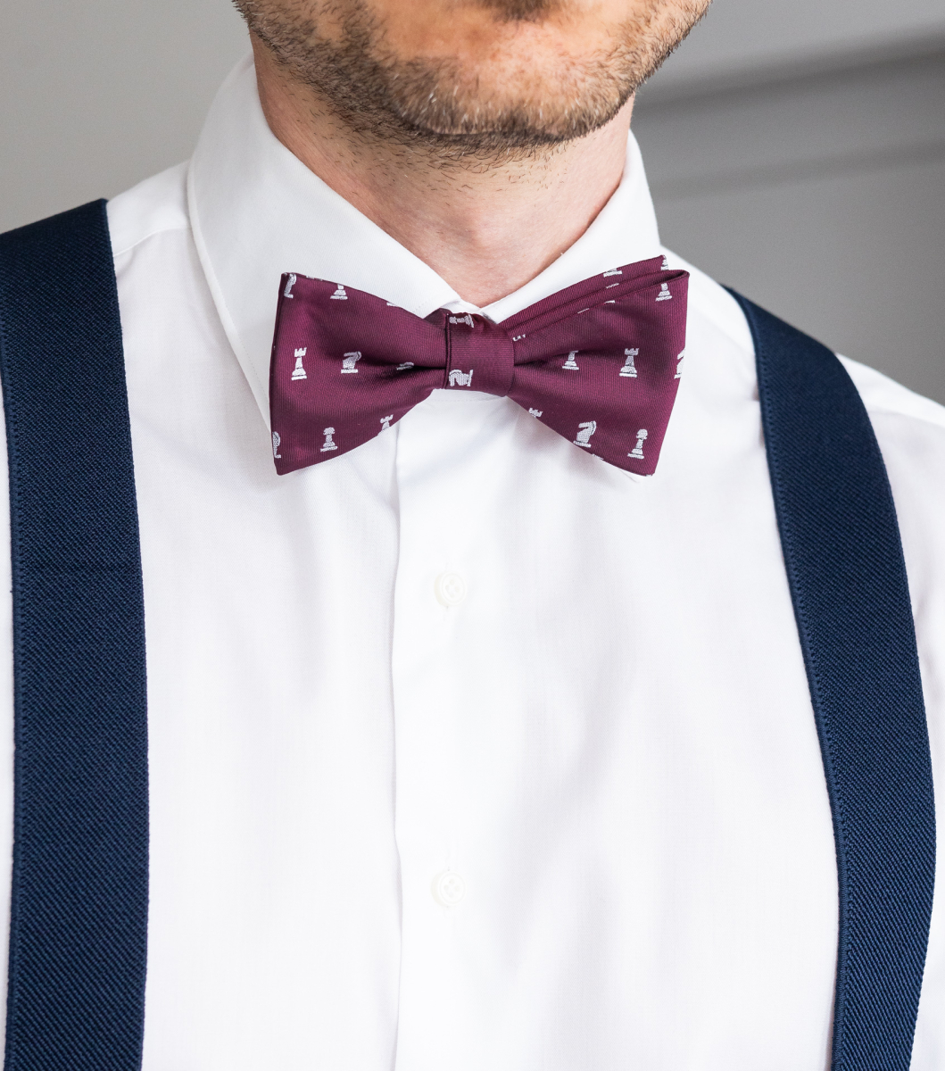 Burgundy chess bow tie | bubibubi.eu