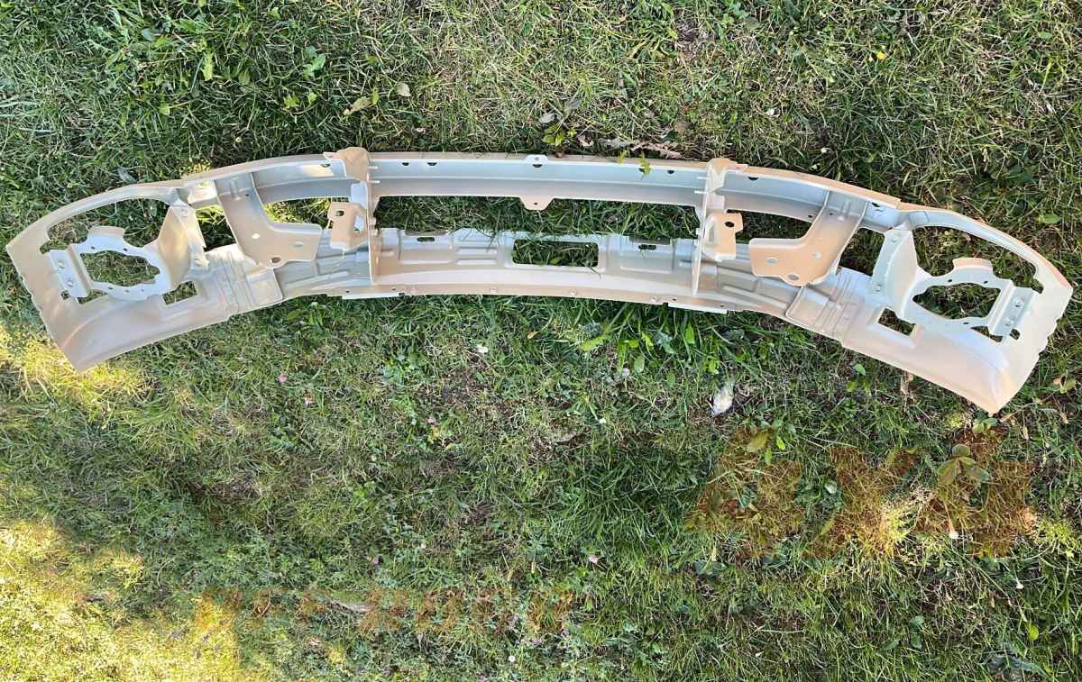 Výztuha (repasovaná) předního nárazníku OE Nissan Patrol Y61 GU4 (05-15 ...