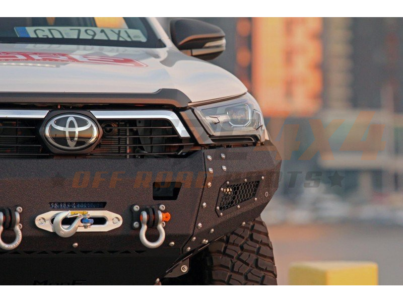 Toyota Hilux REVO front bumper (15-) | Escape4x4.eu